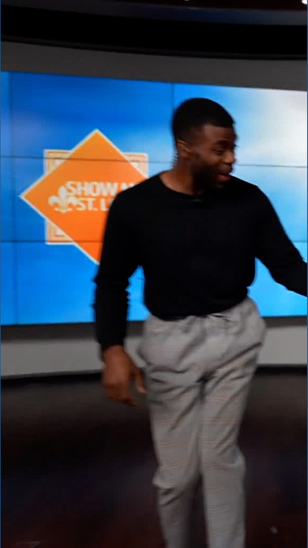 Dork Dancing Brings Joyful Movement to Gateway Arch | ksdk.com