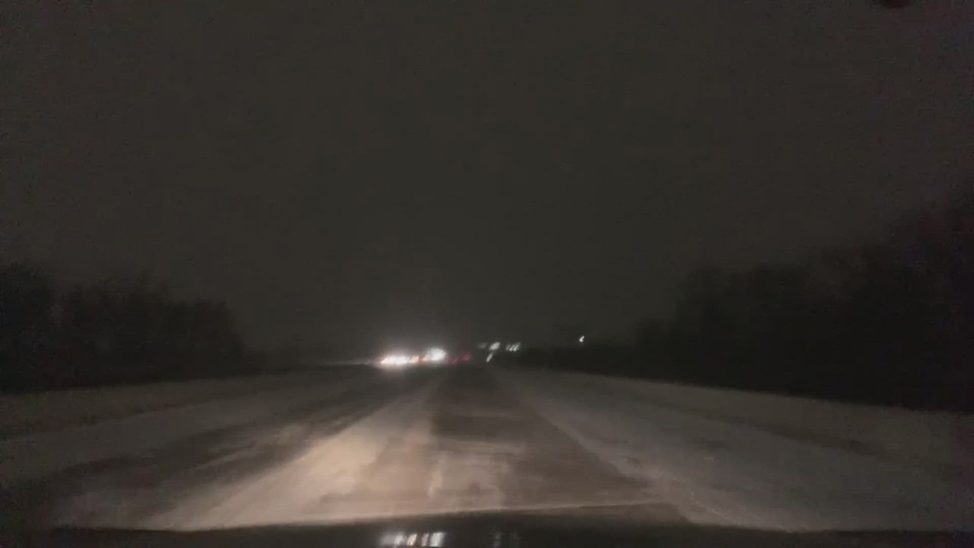 Blowing snow, slick roads Tuesday morning in Metro East | ksdk.com