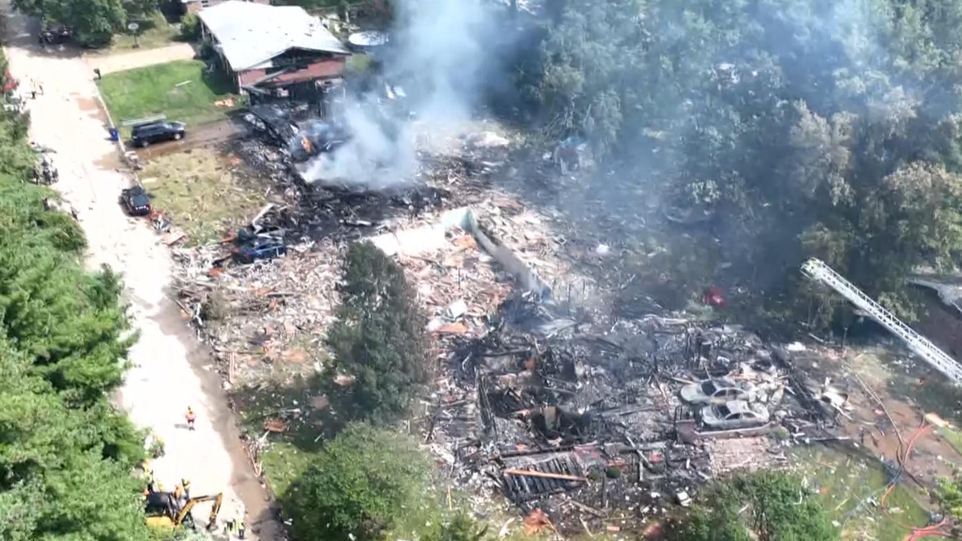 Video shows moment house explodes in St. Louis County | ksdk.com