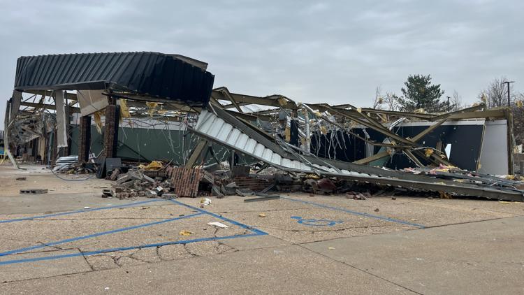 Businesses and homes wrecked after tornadoes crossed Missouri | ksdk.com