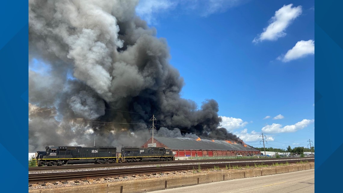 Fire erupts at recycling factory in Madison, Illinois | ksdk.com