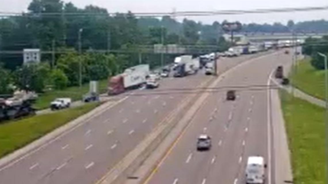 Fatal Crash Closes Westbound I 44 In St Louis Ksdk