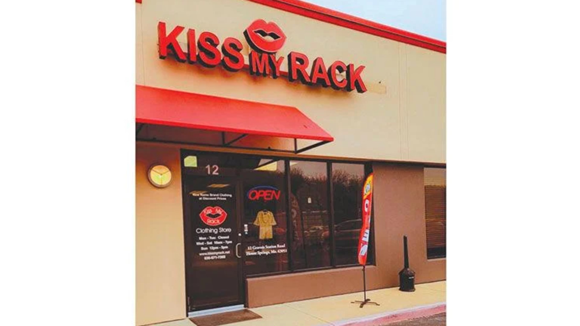 Kiss My Rack clothing store opens in House Springs | ksdk.com