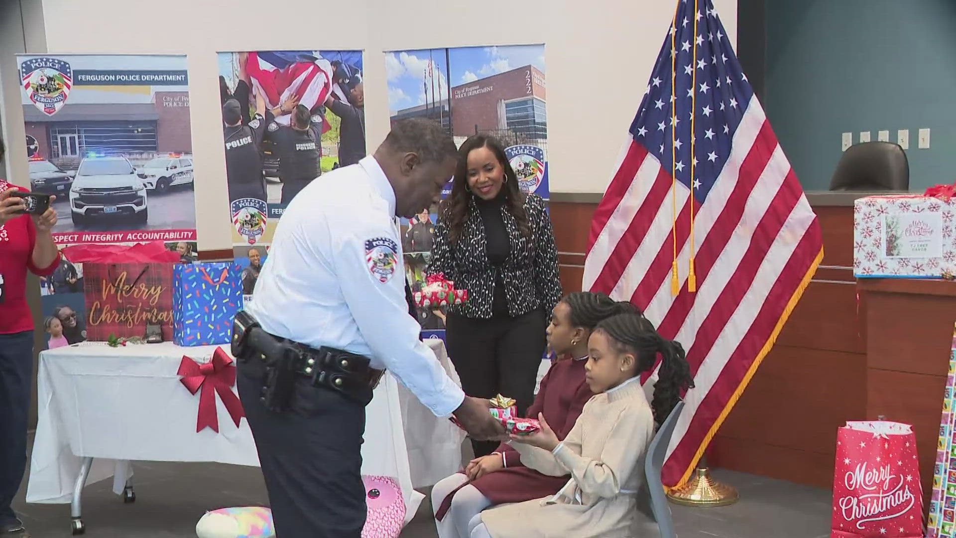 'TJ Brown Strong': Ferguson community surprises injured officer's ...