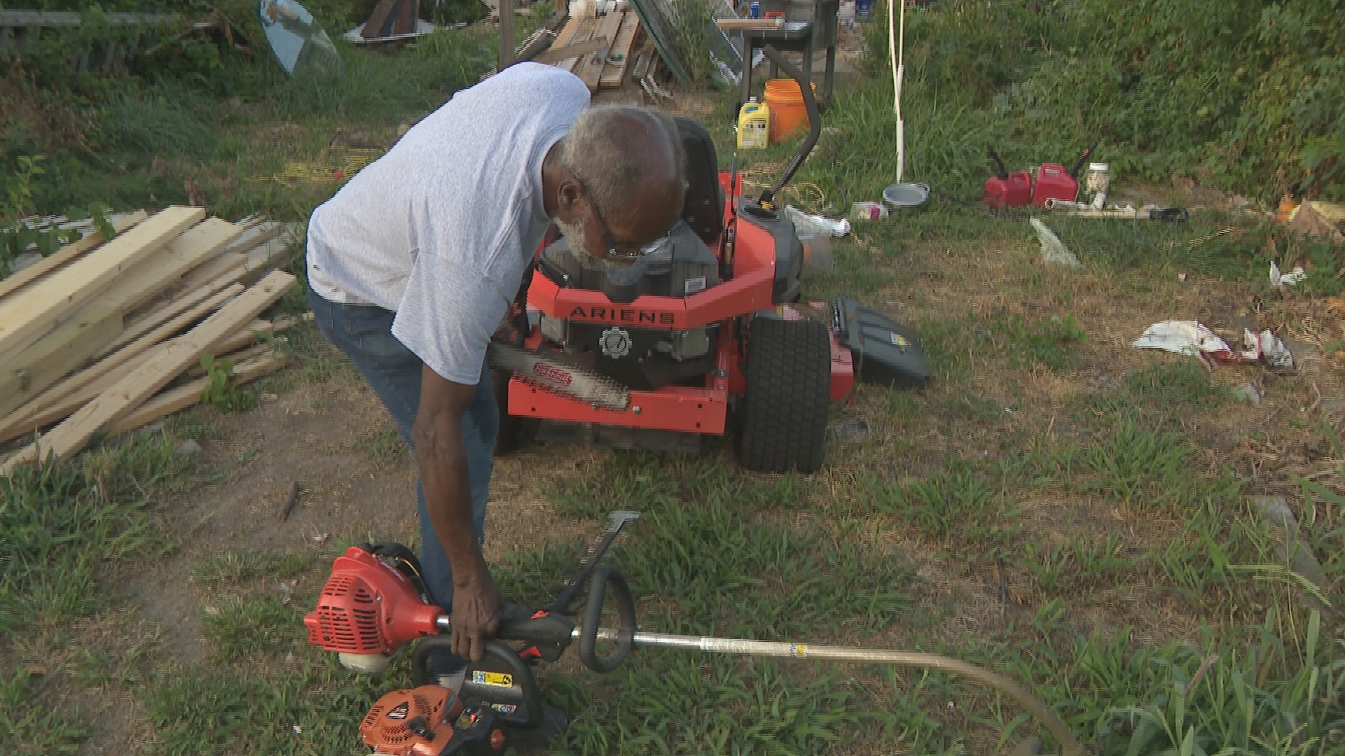 Tornadoes flip vehicles, destroy homes during Wednesday storms | ksdk.com