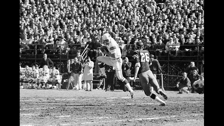 Ranking the best pro football players in St. Louis history | ksdk.com