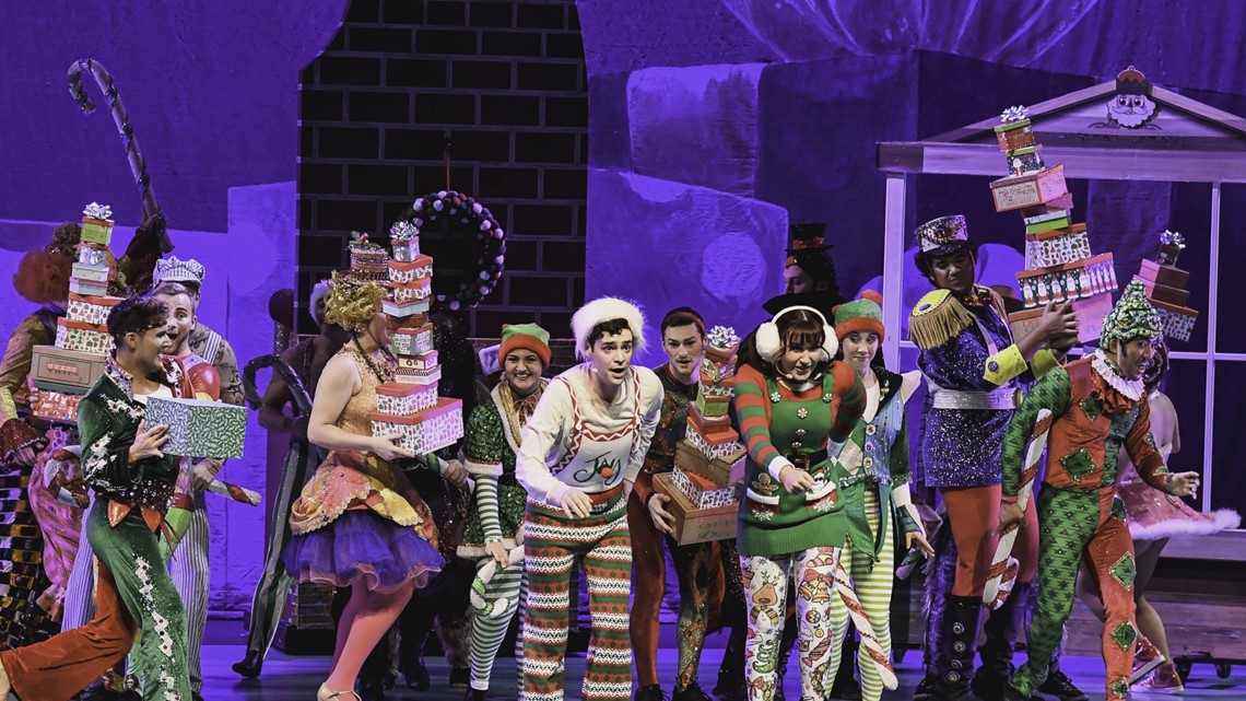 Enter to win tickets to 'Cirque Dreams Holidaze' at the Fabulous Fox ...