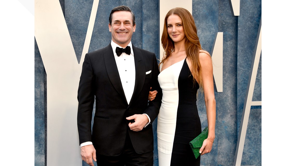 Jon Hamm marries Mad Men co-star Anna Osceola | ksdk.com