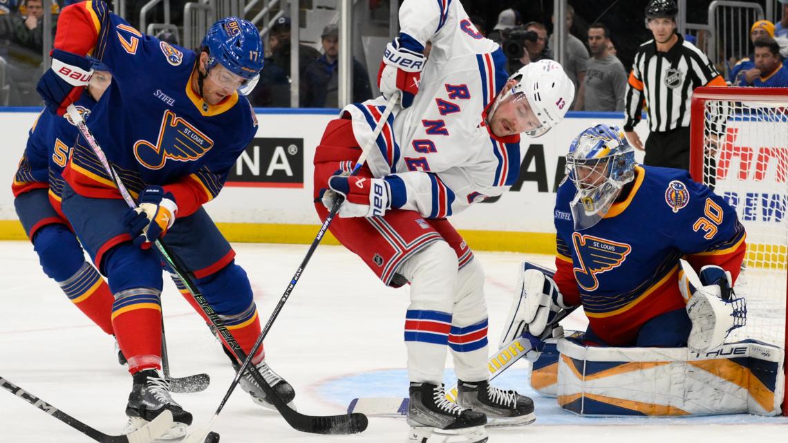 Thomas, Hofer spark the Blues to a 3-2 victory over the Rangers | ksdk.com