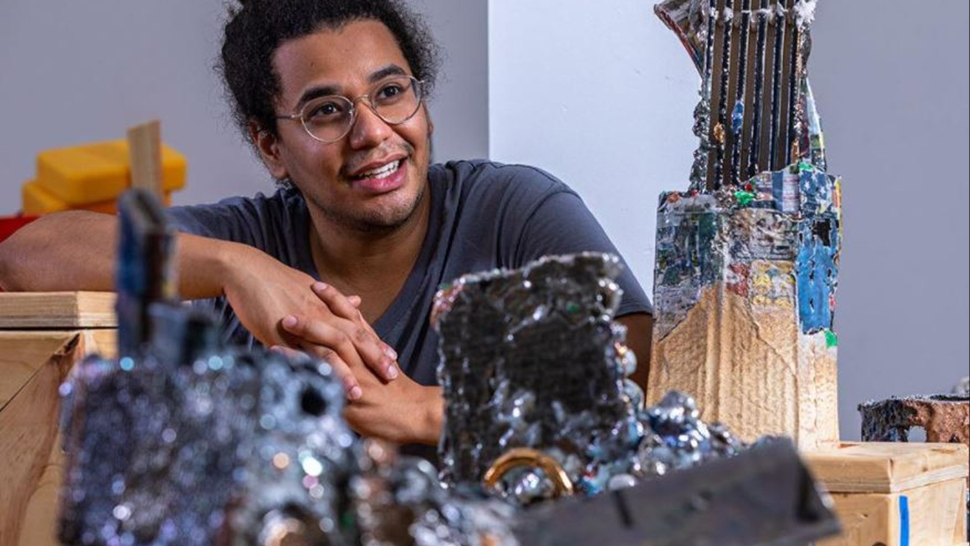 St. Louis artist’s work on display at The Museum of Modern Art | ksdk.com