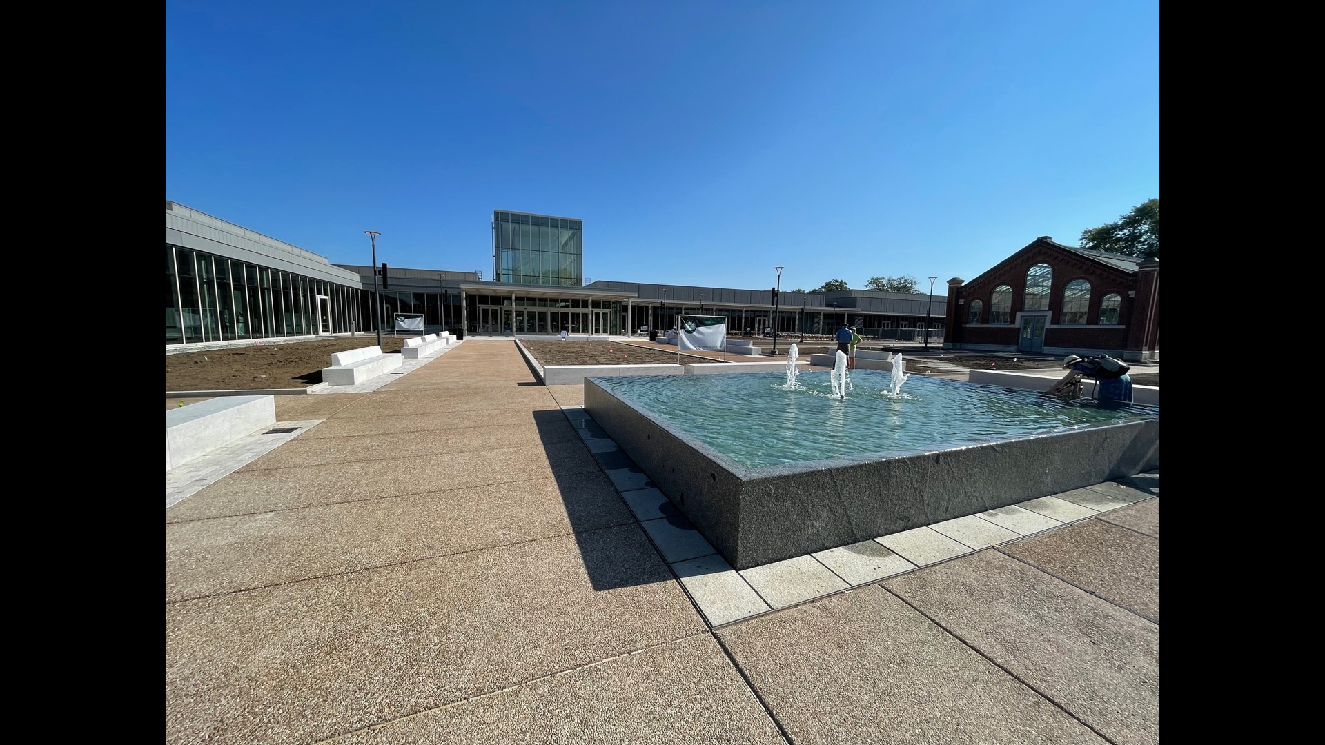 Missouri Botanical Garden opens new Jack C. Taylor visitor center ...