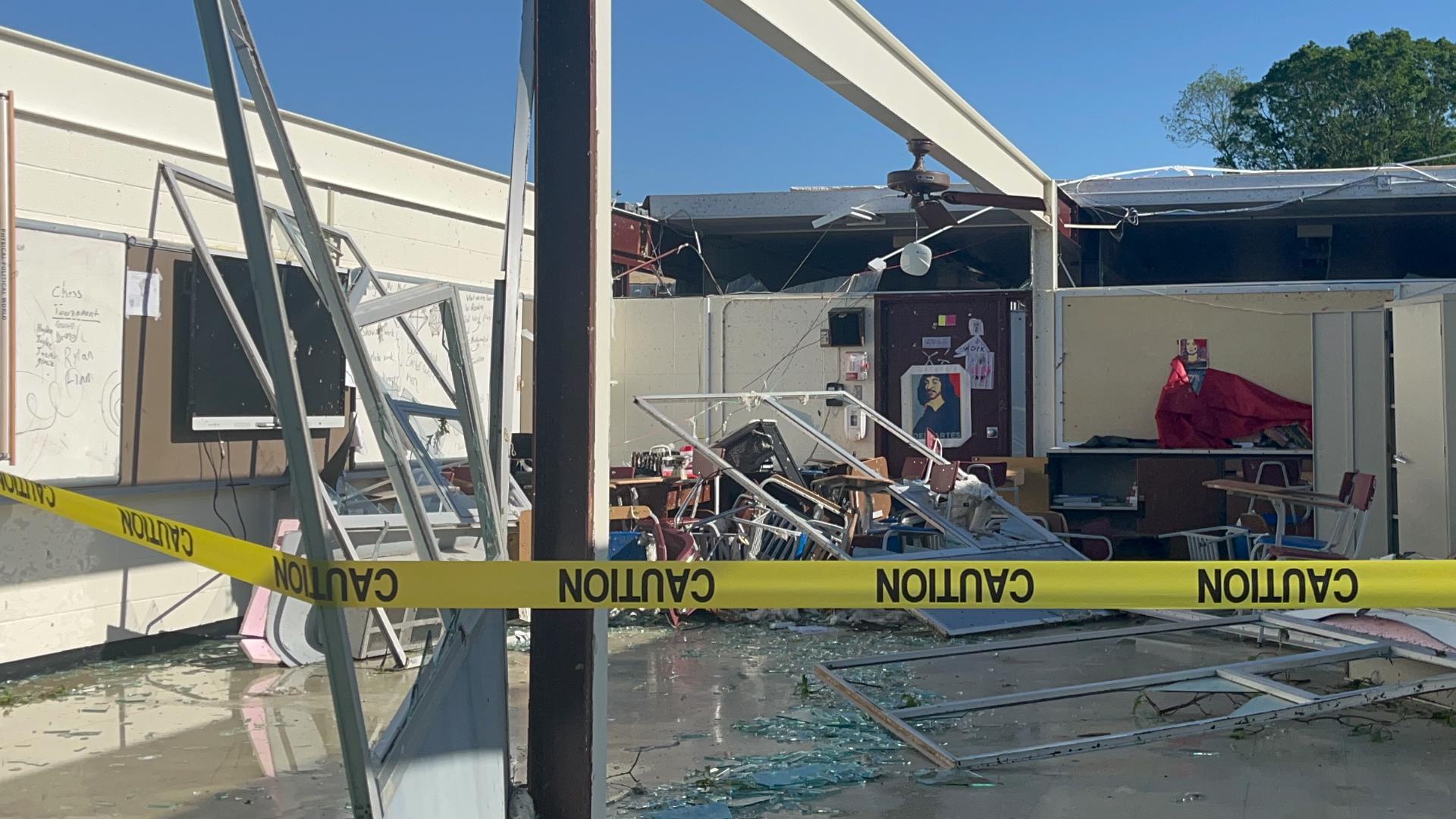 Missouri school destroyed by tornado day before summer vacation | ksdk.com