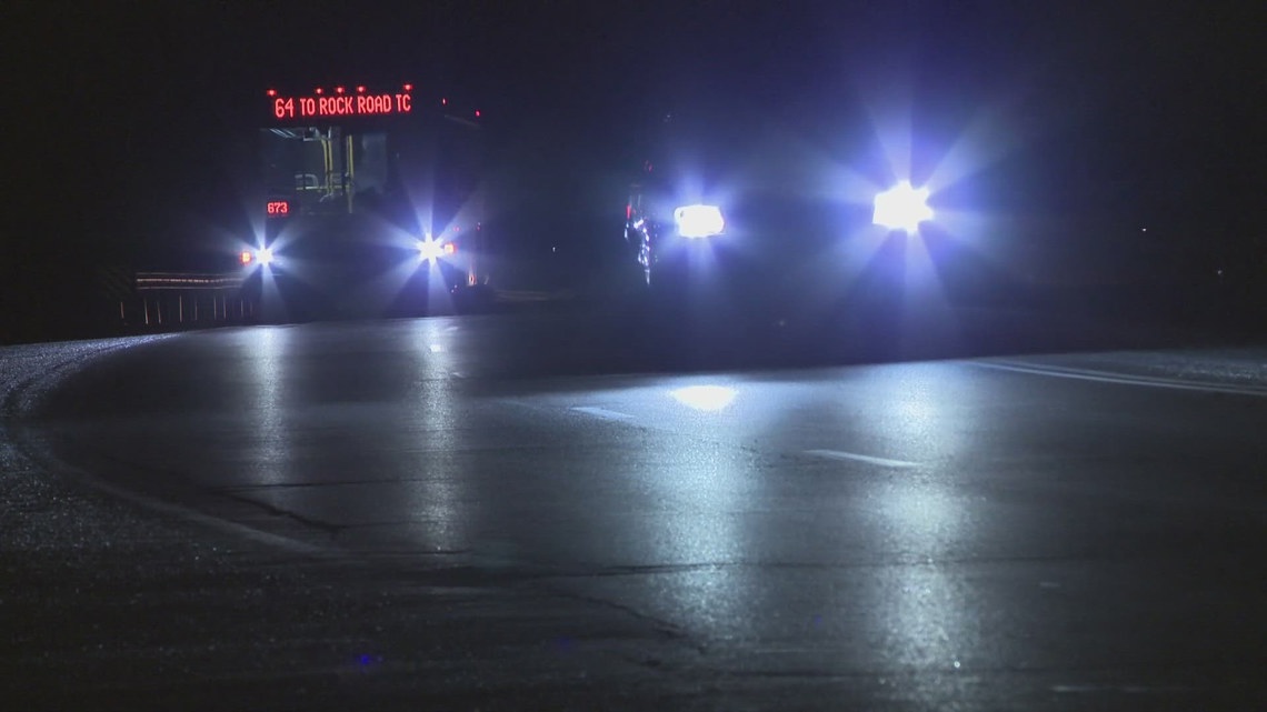 Pedestrian struck, killed early Saturday in St. Louis County | ksdk.com