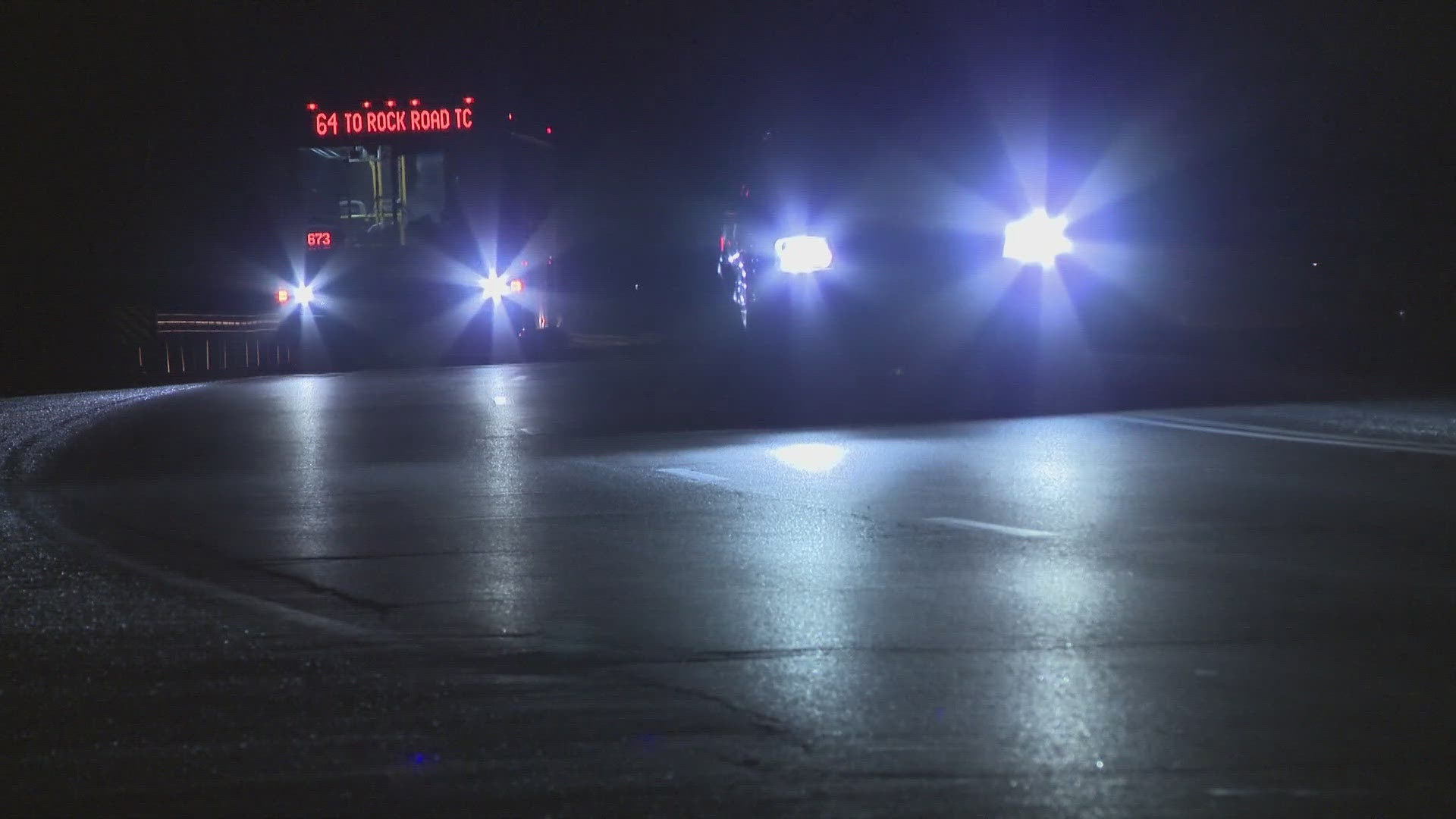 Pedestrian struck, killed early Saturday in St. Louis County | ksdk.com