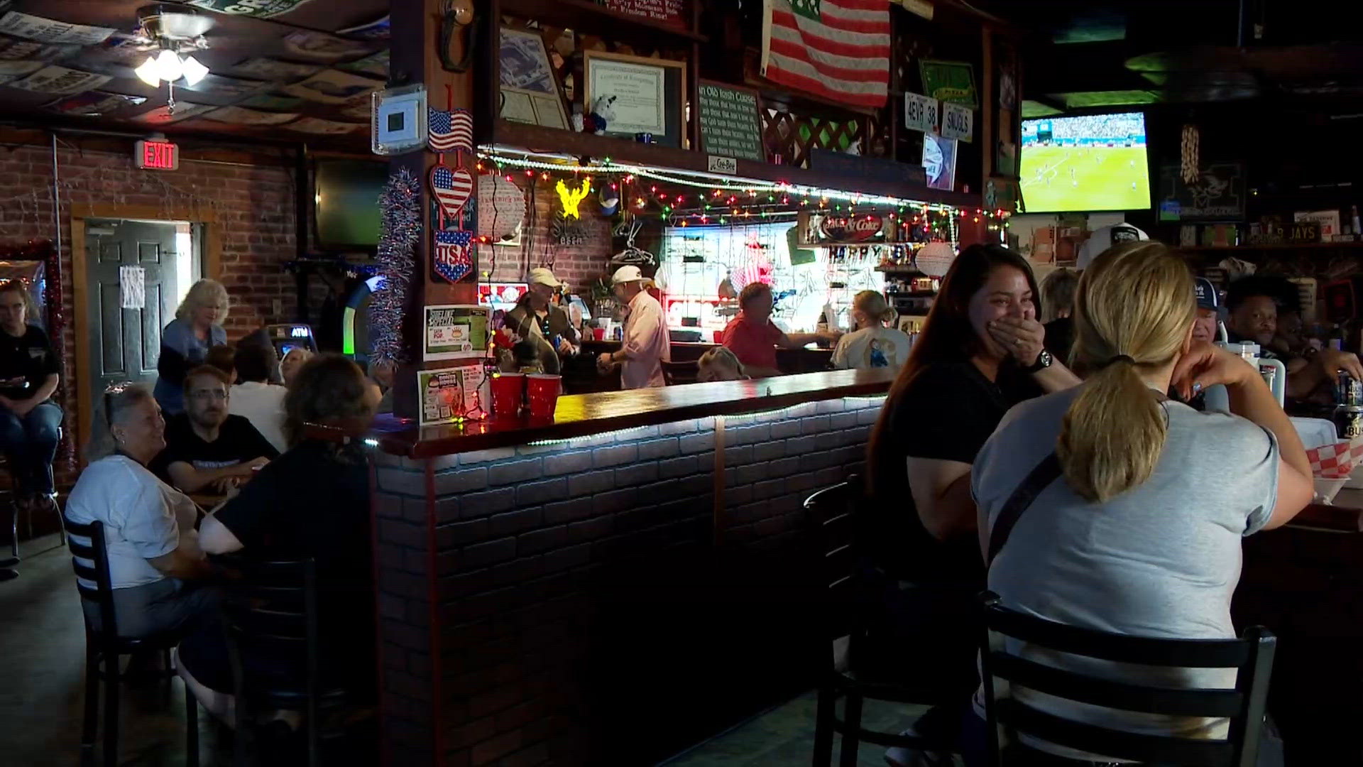 BJ's Bar and Restaurant to close after 70 years in Florissant | ksdk.com