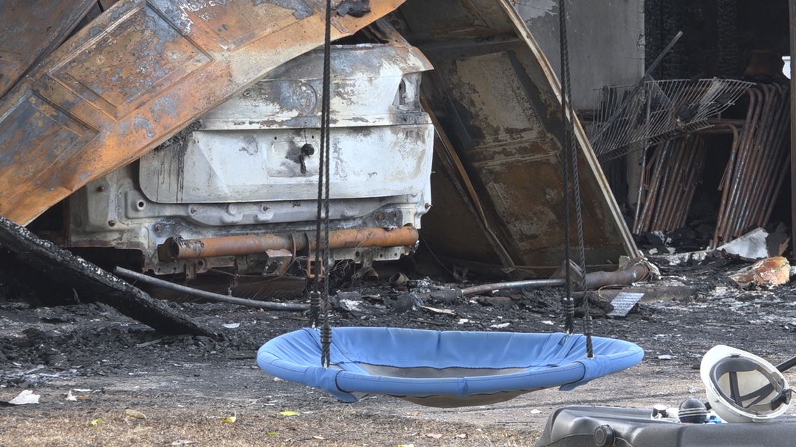 Neighbors jump into action, save family dog after Fenton house fire ...