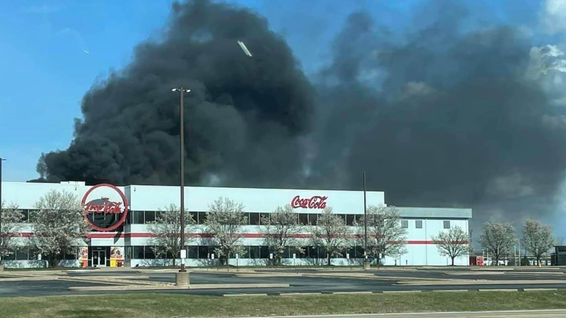 Firefighters working to extinguish fire near Coca-Cola plant | ksdk.com
