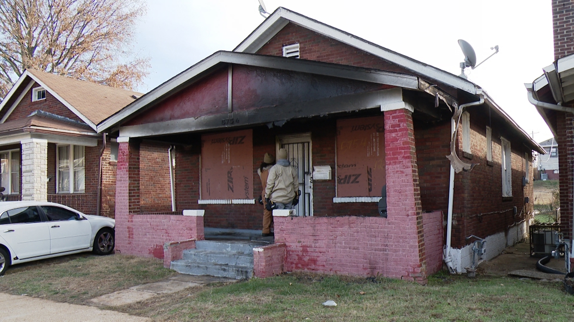 Woman, young girl fighting for life after found shot inside burning St ...