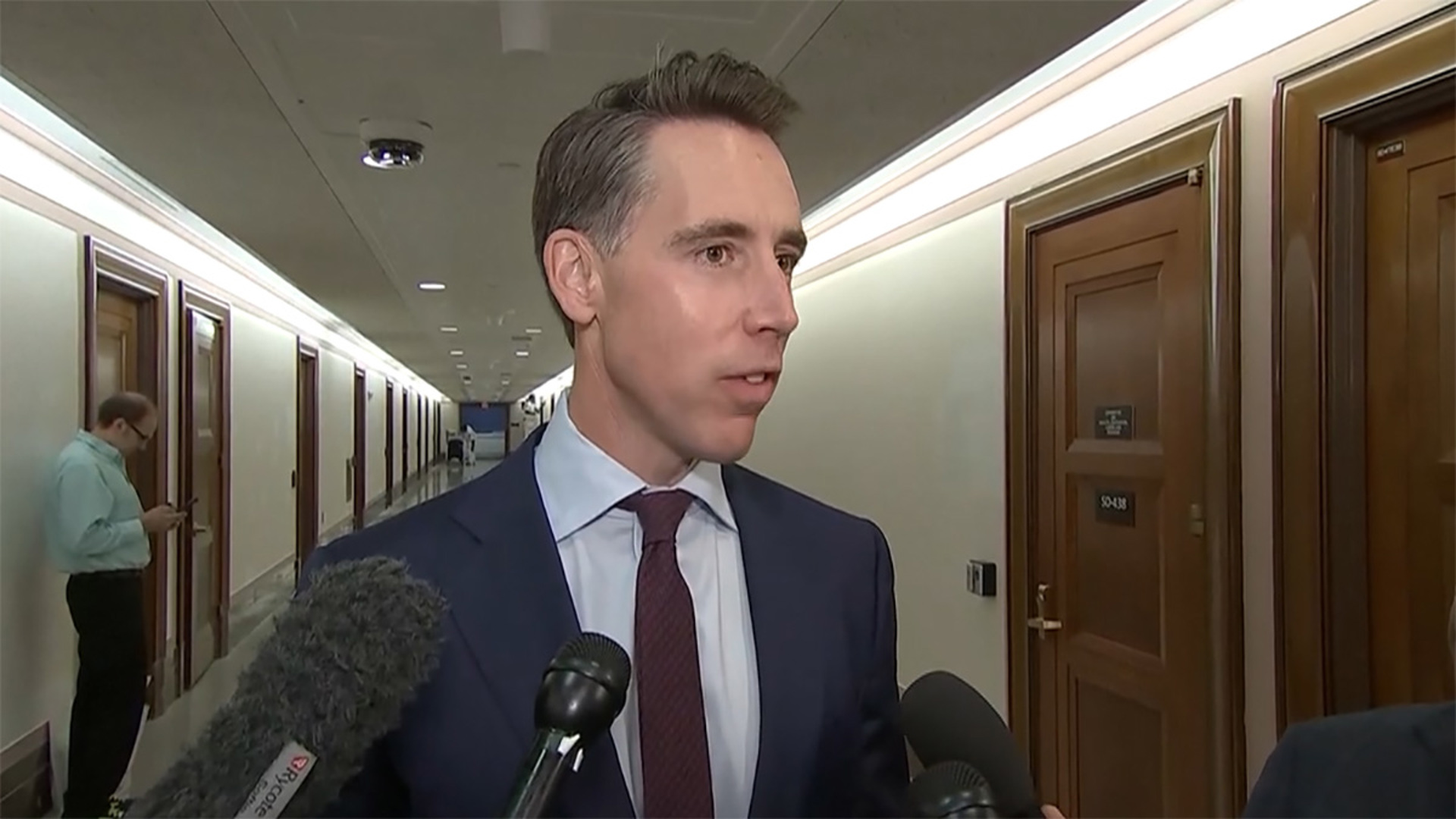 Missouri Senator Hawley: Kimmel had the right to say what he said, but ...
