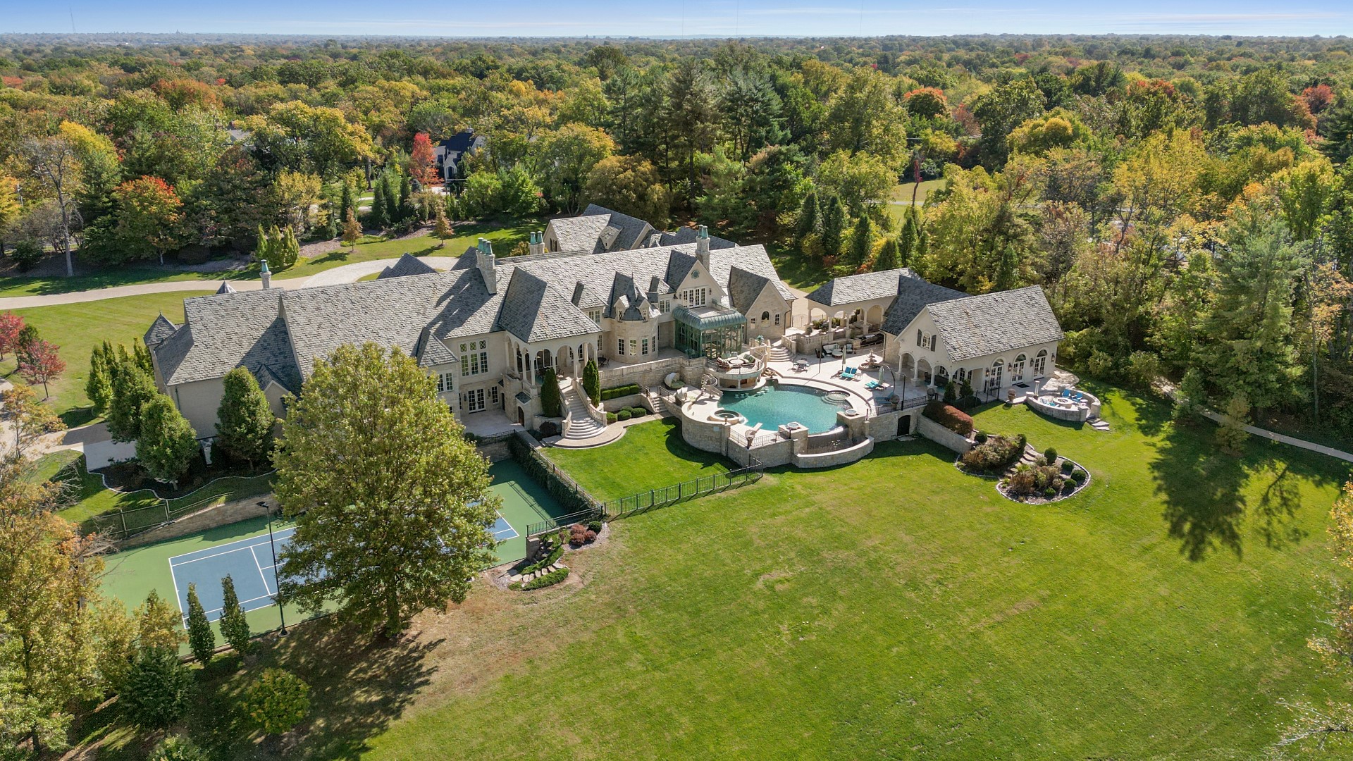 St. Louis-area home sells for $13 million | ksdk.com