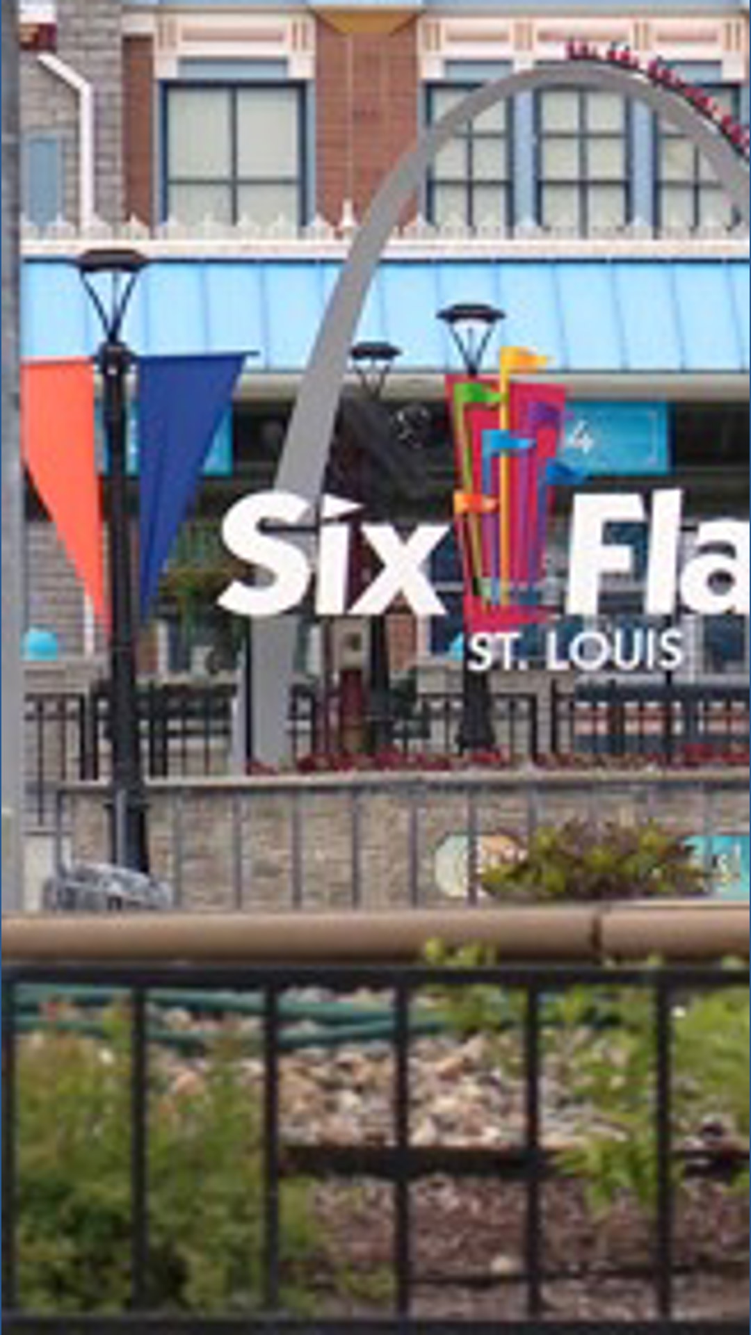 Six Flags St. Louis reinstates chaperone policy after 'teen takeover ...