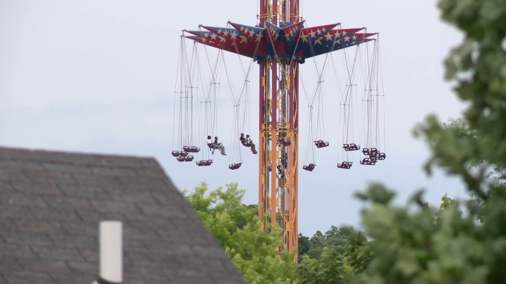 4 rescued from 239-foot-tall ride at Six Flags St. Louis | ksdk.com