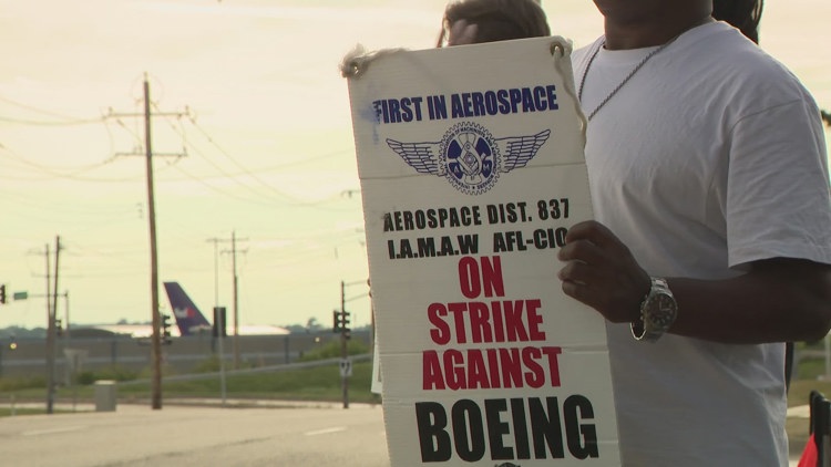 Illinois enacts bill to overhaul police hiring after fatal shooting of ...