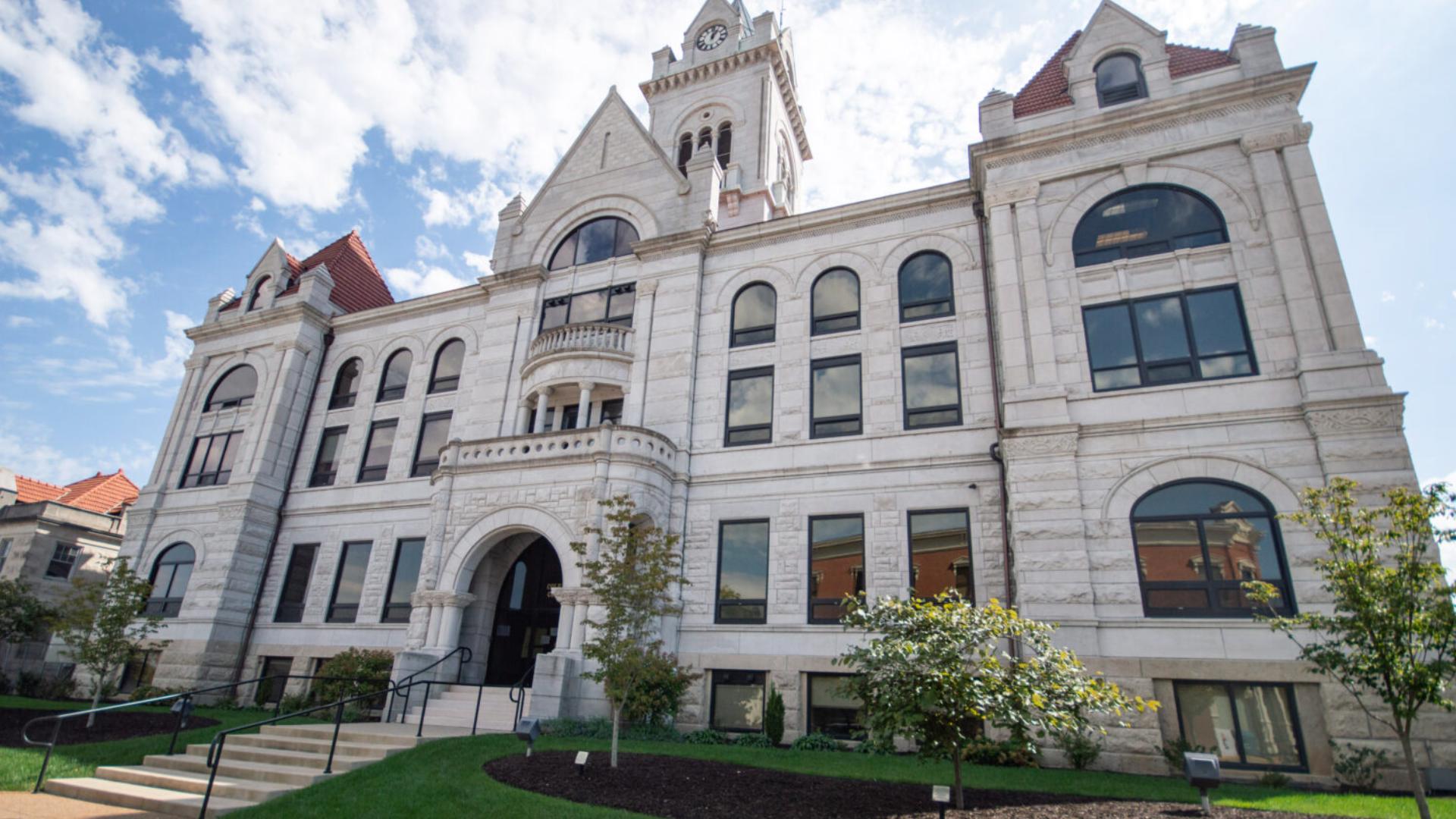 Lawsuit argues sports wagering should be kept off Missouri ballot ...