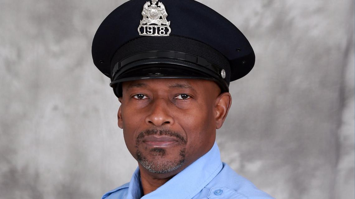 'We're devastated': Longtime St. Louis officer dies after medical ...
