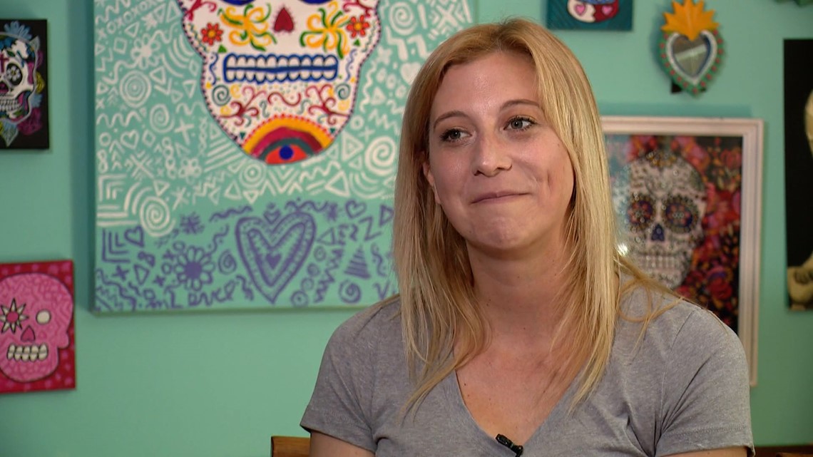 Breast cancer survivor story: Woman diagnosed at 17 years old | ksdk.com