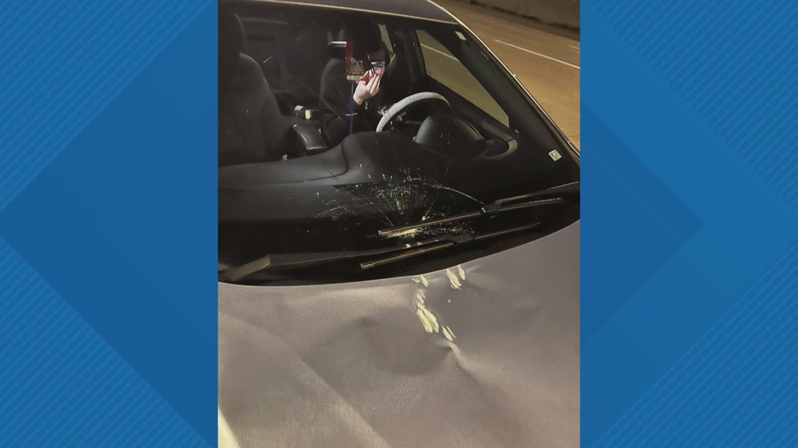 Man arrested for throwing rocks off Hampton overpass on I-64 | ksdk.com