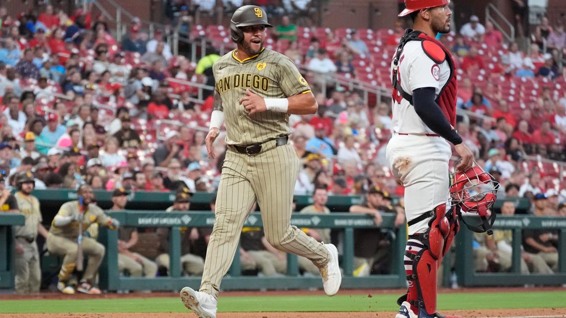 Cronenworth gets key hit as Padres rally past Cardinals 7-5 for 3rd ...