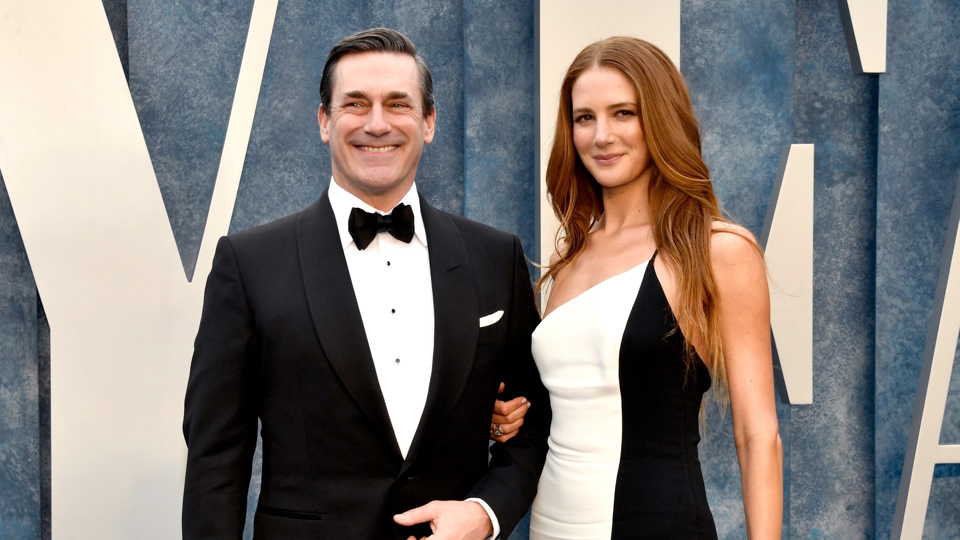 Jon Hamm marries Mad Men co-star Anna Osceola | ksdk.com