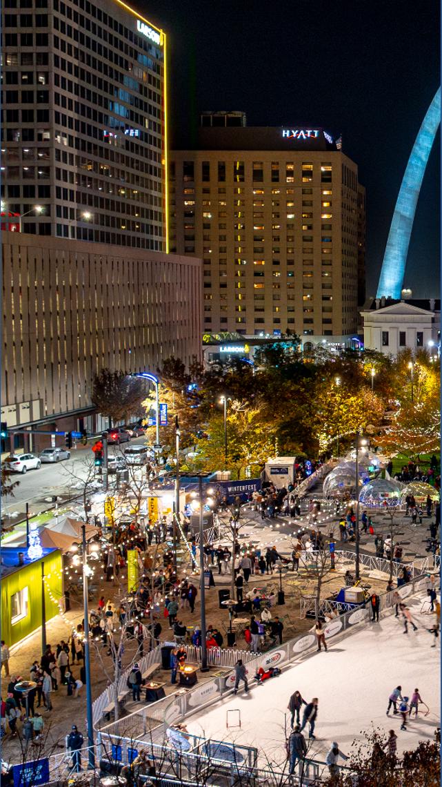 2025 guide to holiday light displays in the St. Louis area | ksdk.com