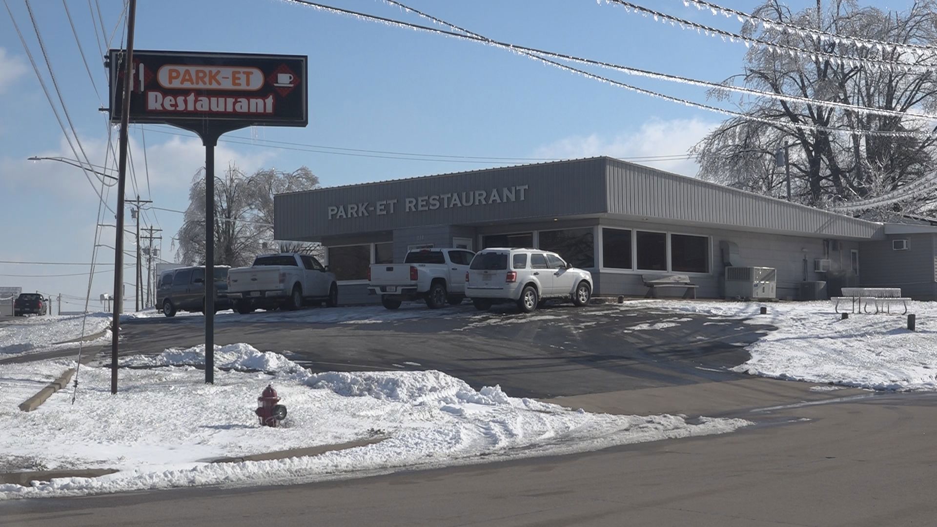 Perryville restaurant keeps linemen fed after winter storm left ...