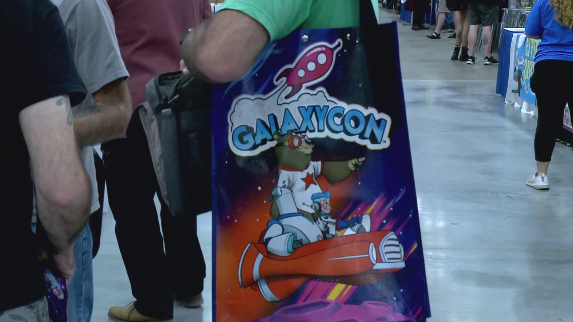 GalaxyCon kicks off in St. Louis bringing celebrity guests and ...