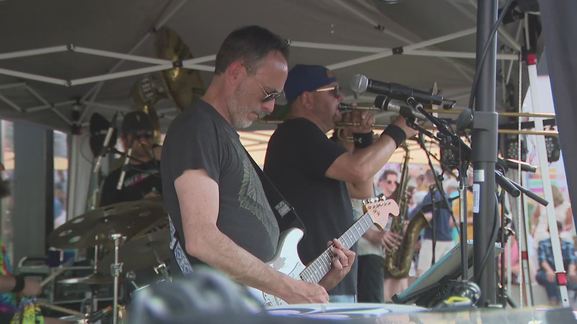 Bands including The Urge play at tornado relief concert in St. Louis ...