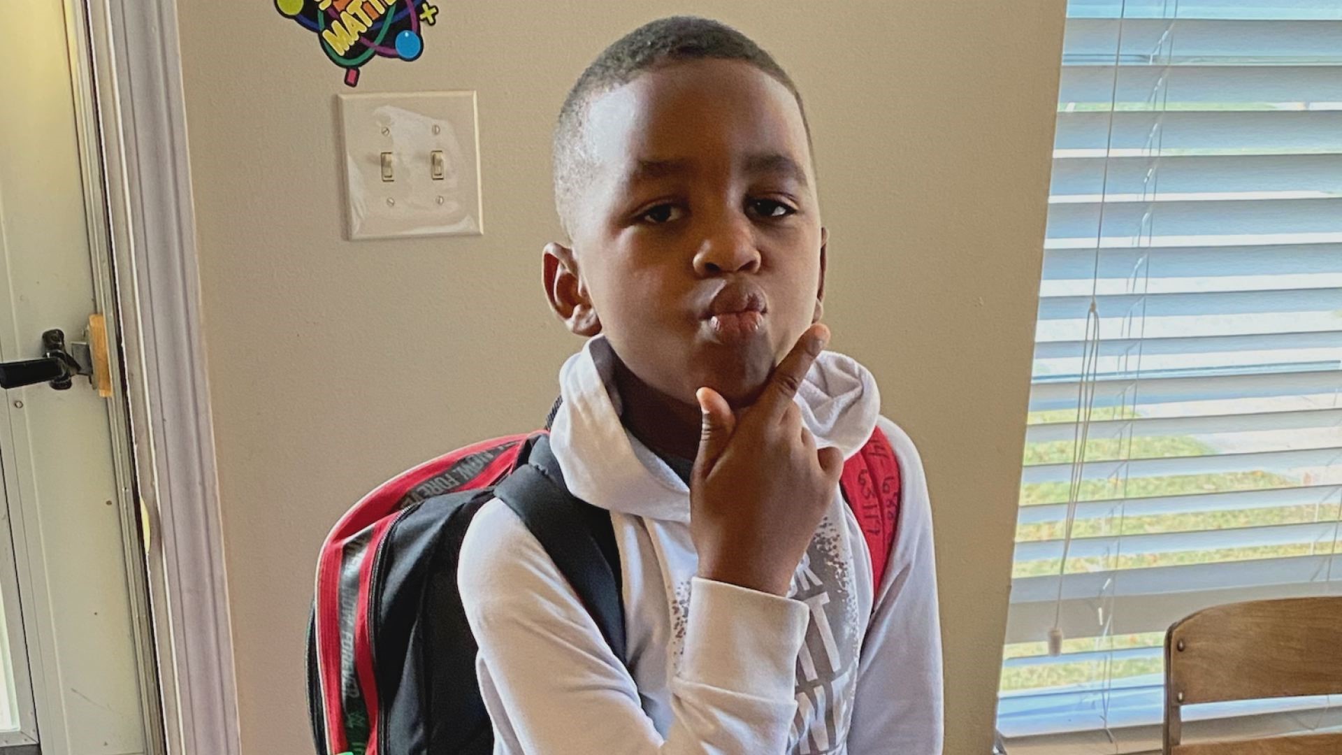 St. Louis area boy loses finger in fall at school | ksdk.com