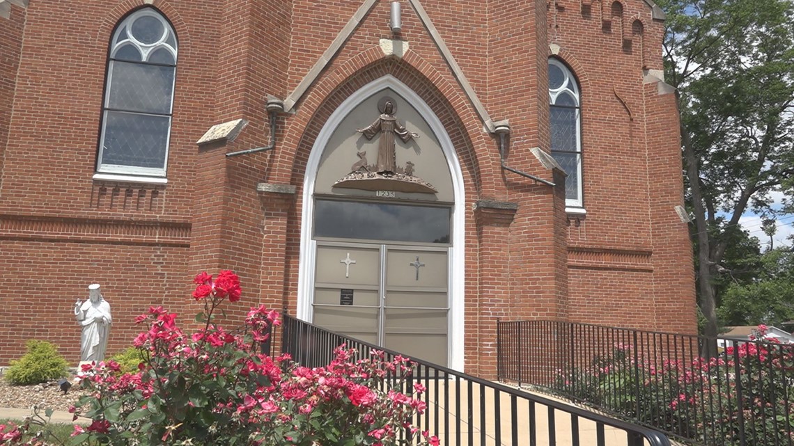 Portage Des Sioux parishioners push back on parish merger | ksdk.com