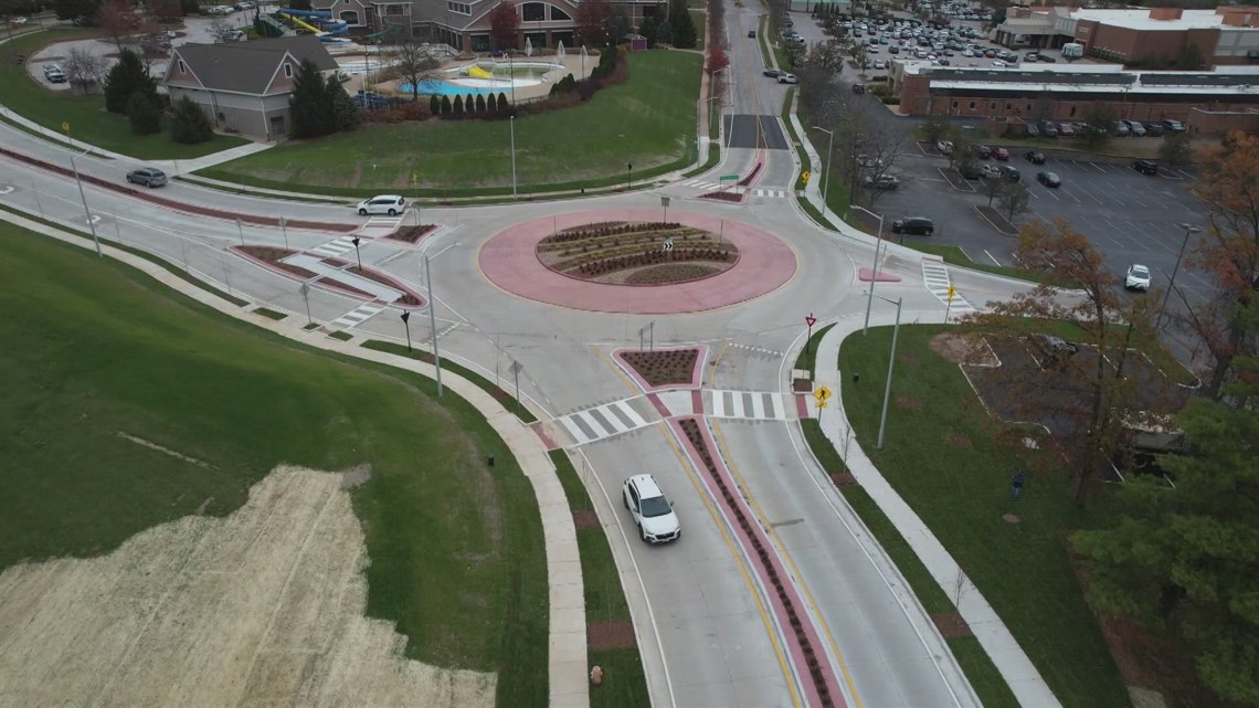 Des Peres remedies collision-prone intersection with roundabout | ksdk.com