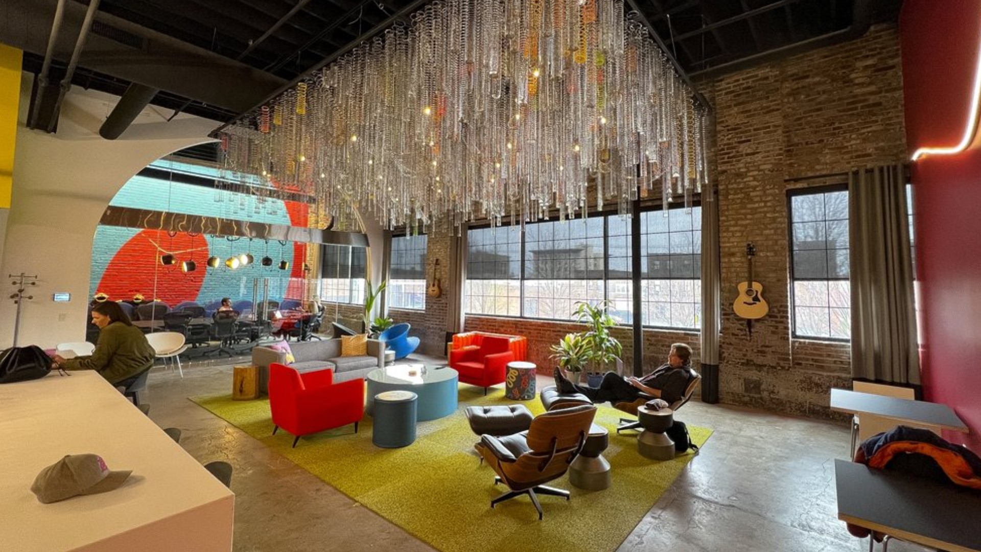 Look inside this coloful St. Louis office space | ksdk.com