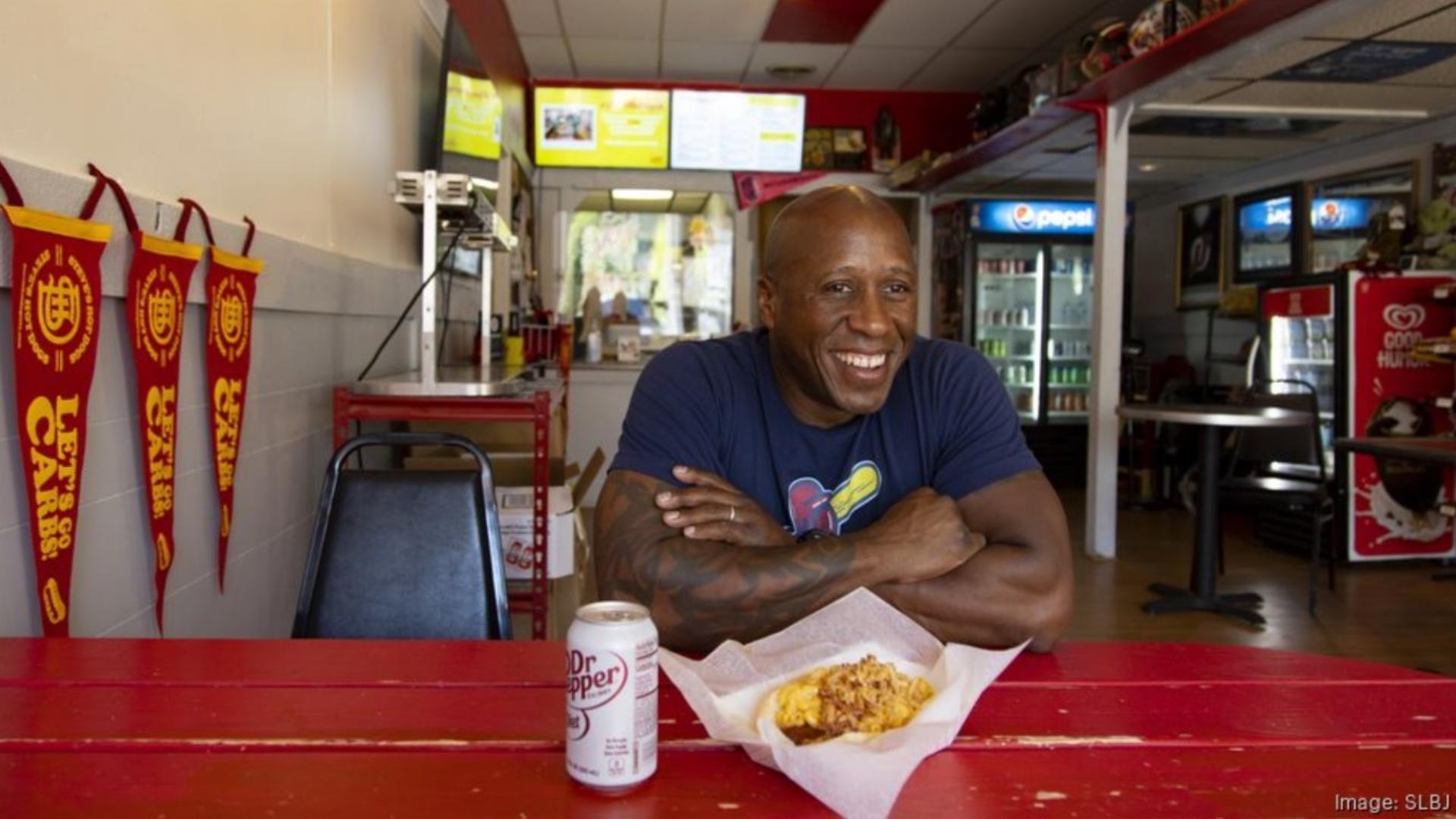 Steve's Hot Dogs to open in Chesterfield | ksdk.com