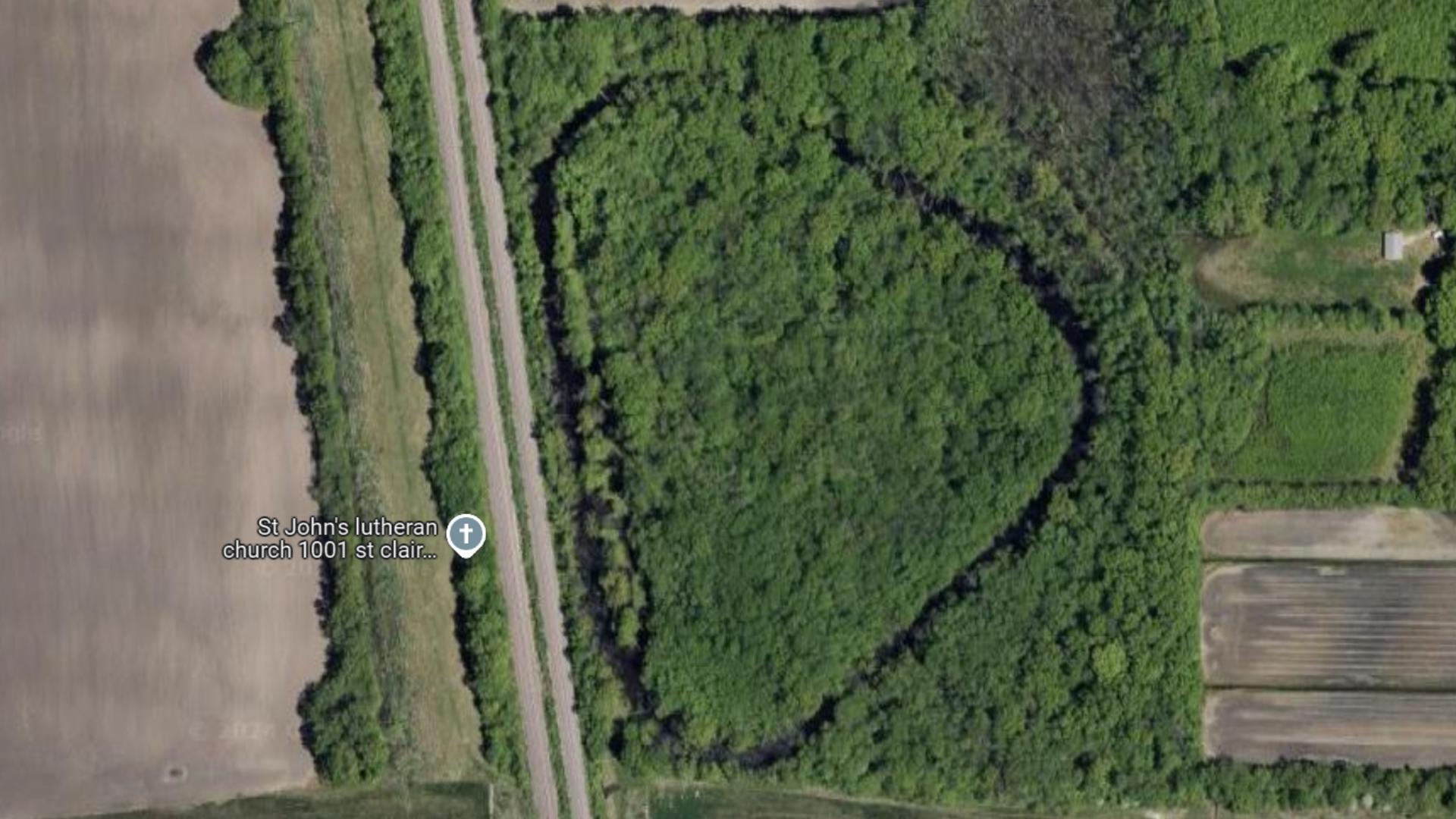 'Haunted' Hartford Castle in Illinois carries a tragic true story ...