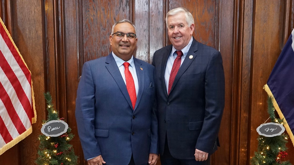 Missouri Treasurer Vivek Malek takes office | ksdk.com