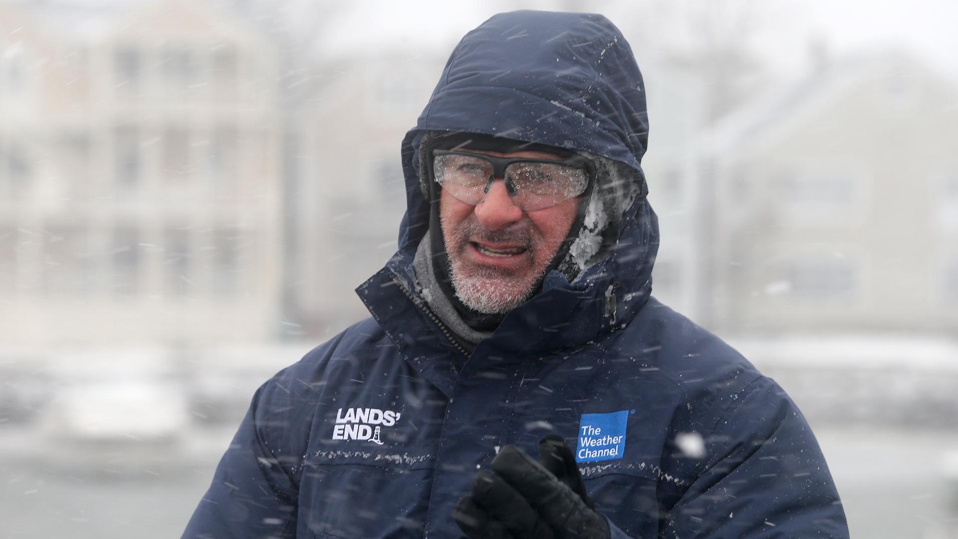 The Weather Channel's Jim Cantore covering winter storm in Kansas City ...