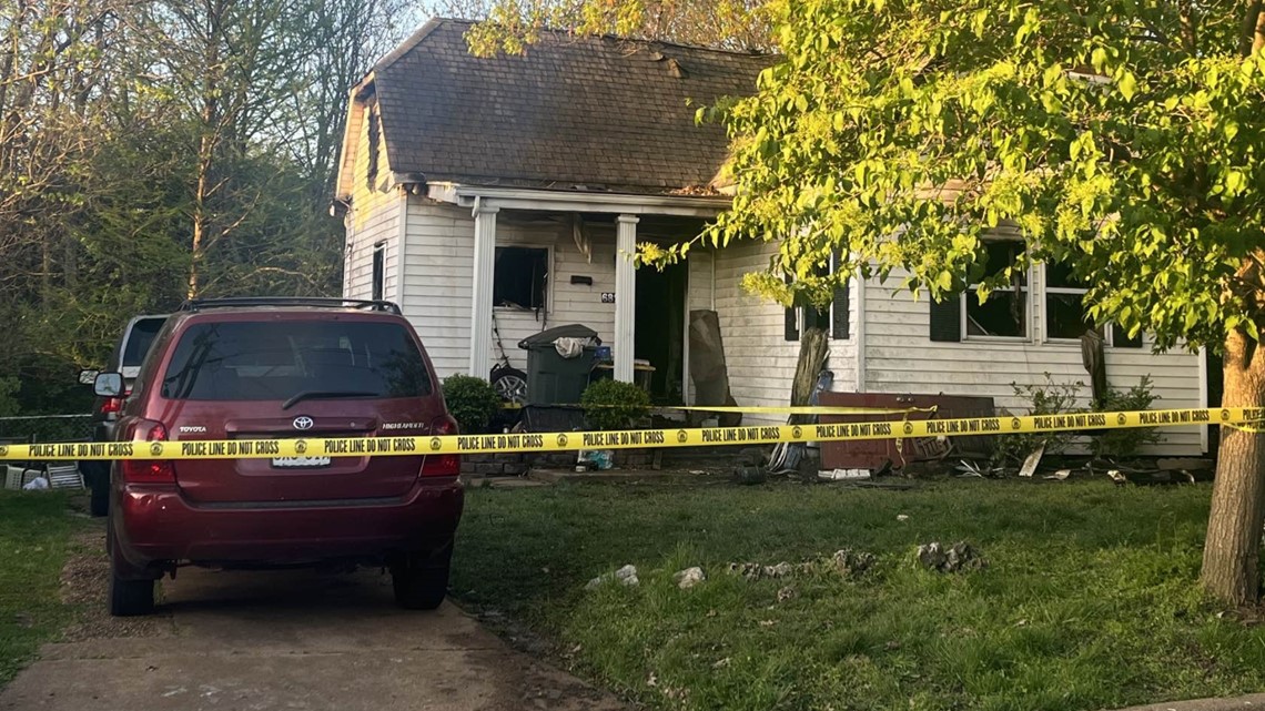 SWAT team shoots armed suspect barricaded in St. Louis home | ksdk.com