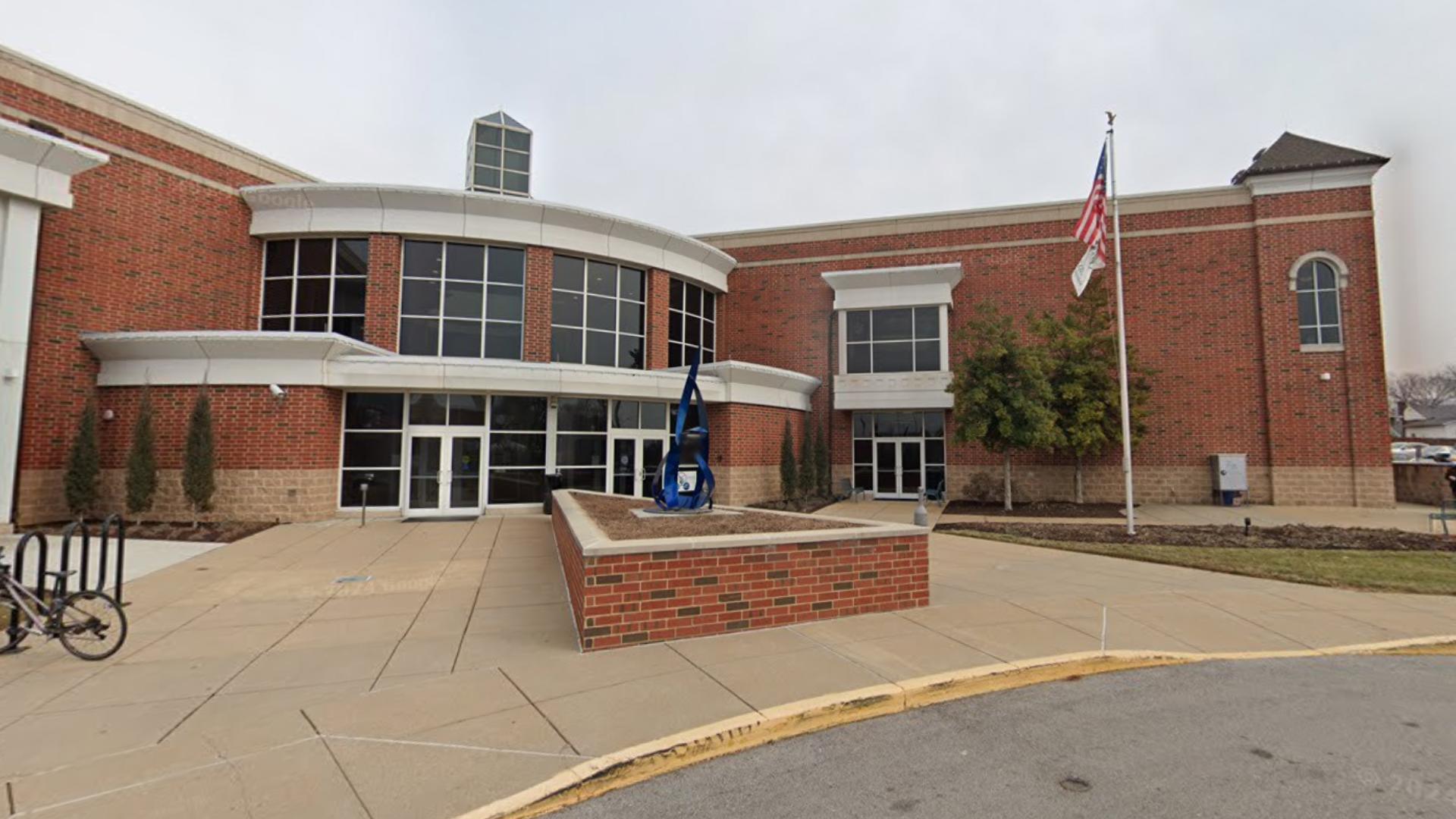 Richmond Heights community center reopens after bed bug infestation ...