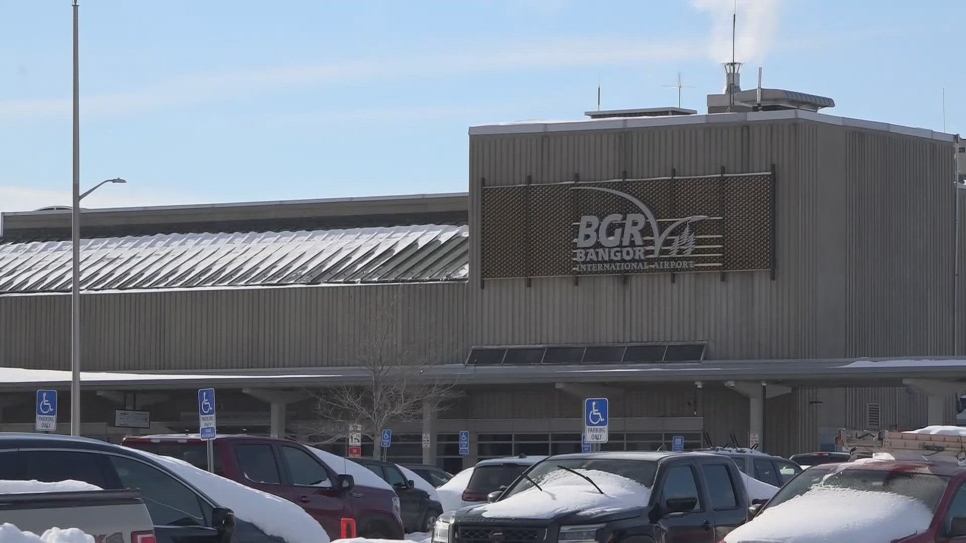 Four victims killed in Maine jet crash identified, investigation ...