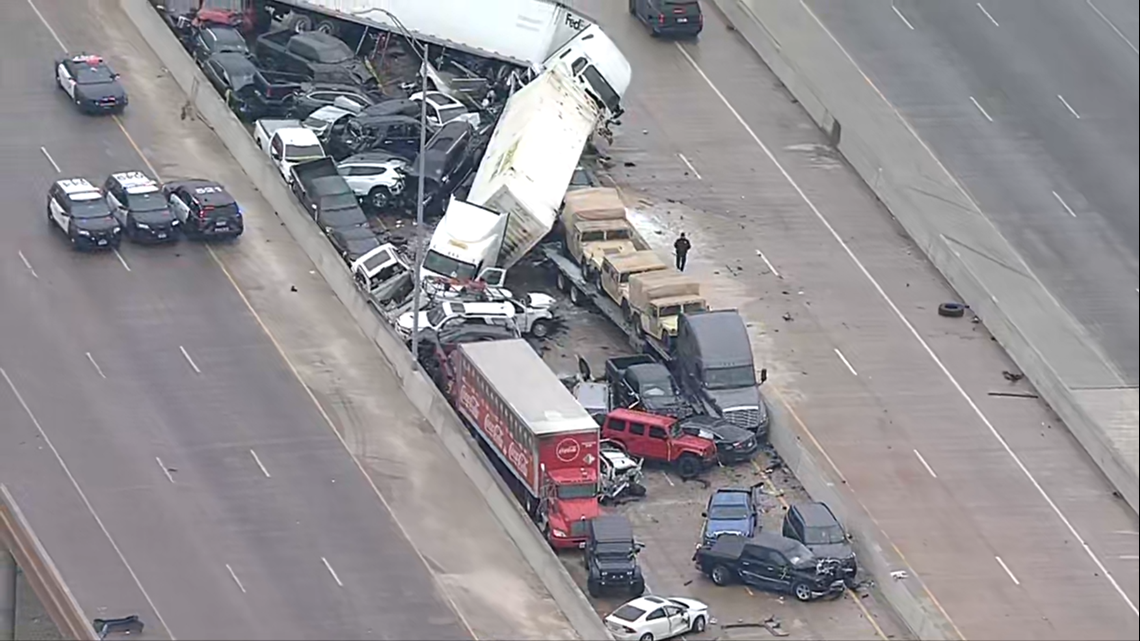 At least 6 killed in pileup crash on I-35W in Fort Worth | ksdk.com