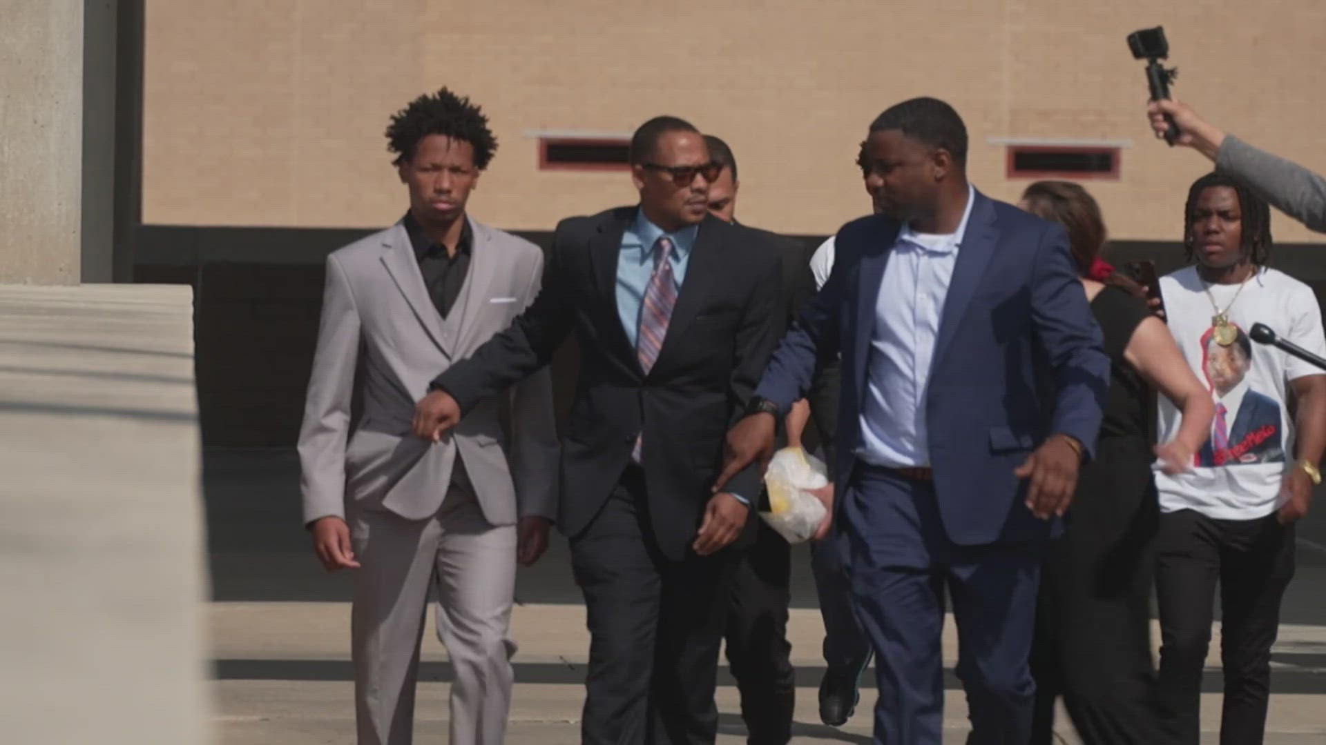 Track meet stabbing: Karmelo Anthony bond reduced in Austin Metcalf ...